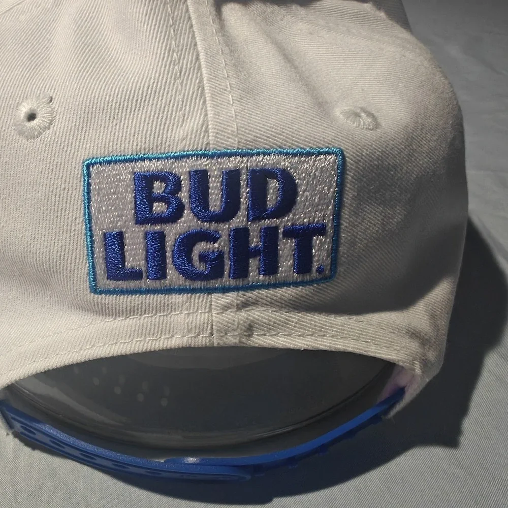 bud light | Accessories | Bud Light True Brvnd White Blue Snapback ...